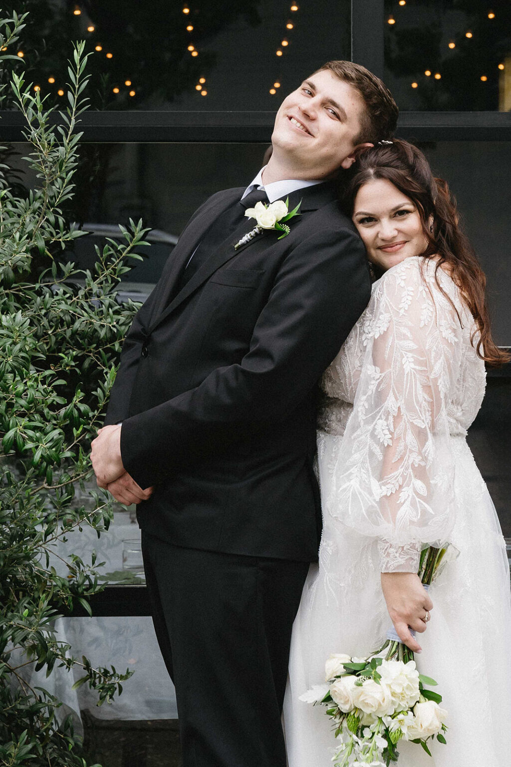 Downtown Portland Wedding at Coopers Hall PDX - Analy Photo| Oregon ...