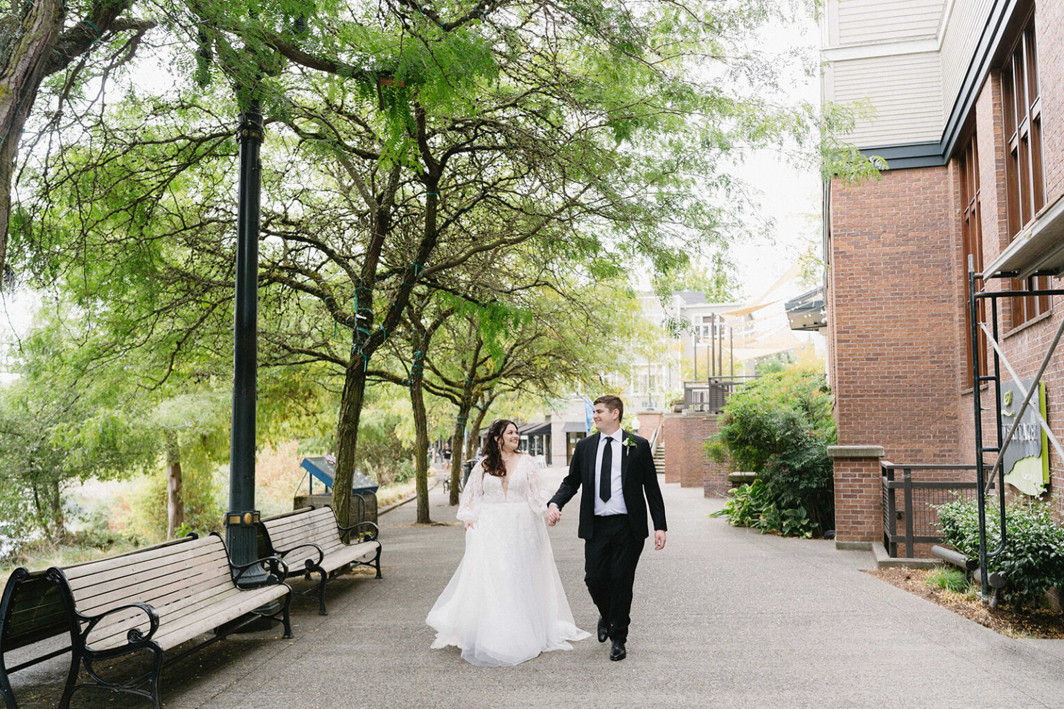 Downtown Portland Wedding at Coopers Hall PDX - Analy Photo| Oregon ...