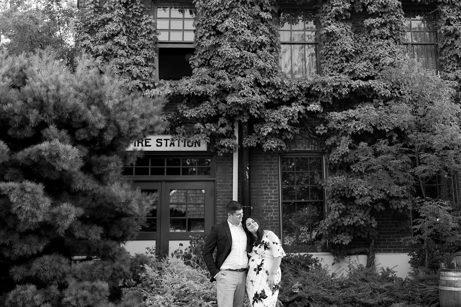 Downtown Portland Wedding at Coopers Hall PDX - Analy Photo| Oregon ...