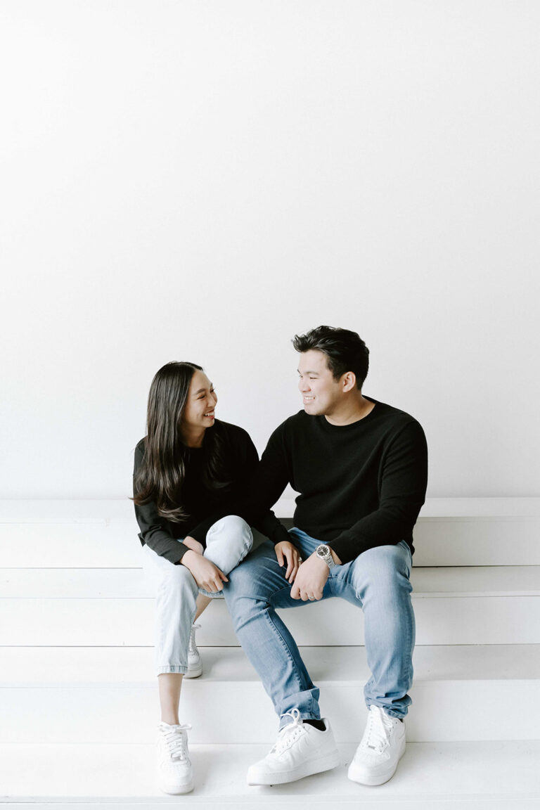 What to Wear For Your Studio Engagement Photoshoot - Analy Photo ...