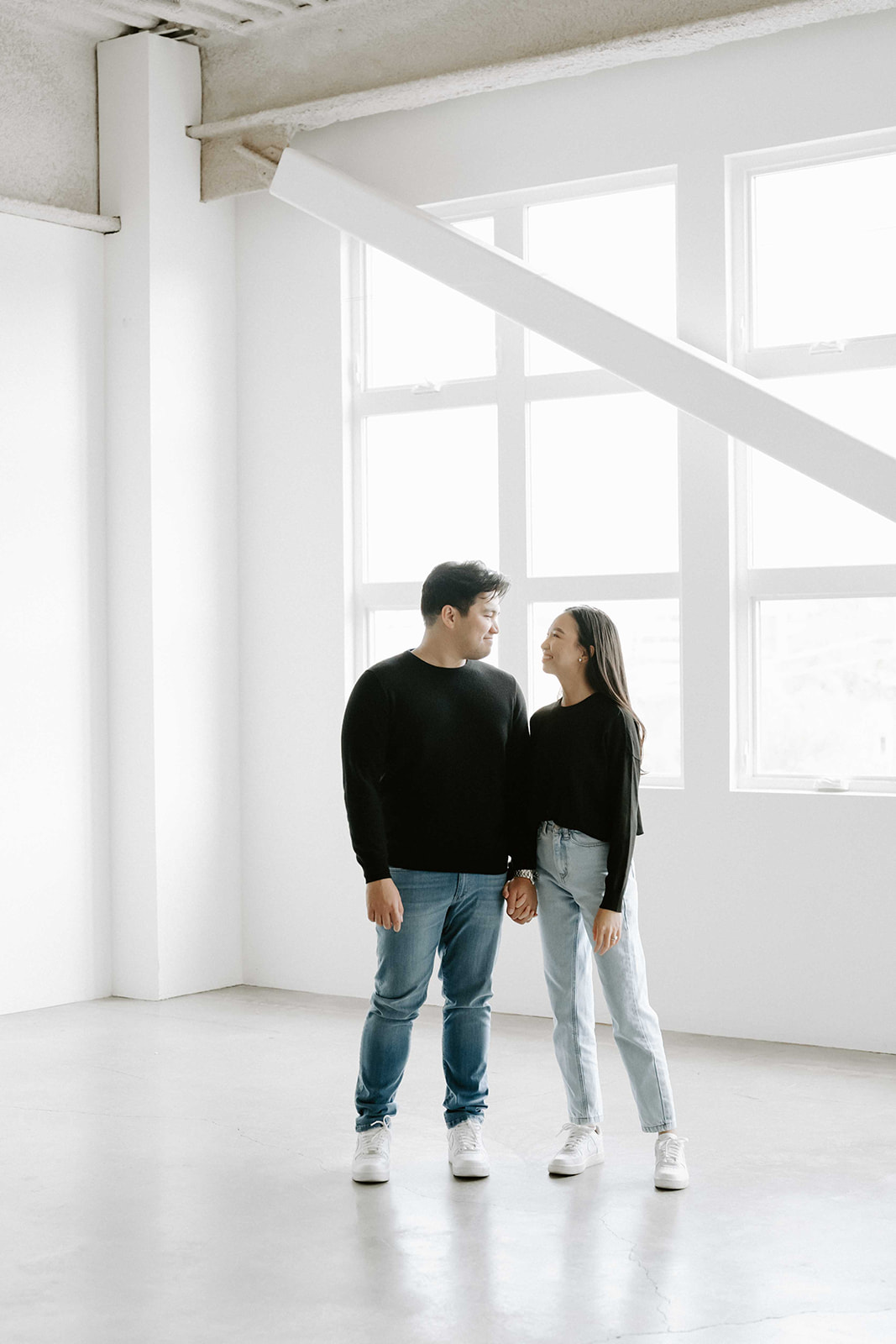 What to Wear For Your Studio Engagement Photoshoot - Analy Photo ...